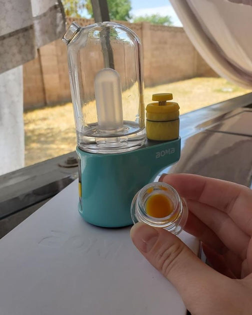 How to Use a Bomb E rig to Take Dabs – BOMB